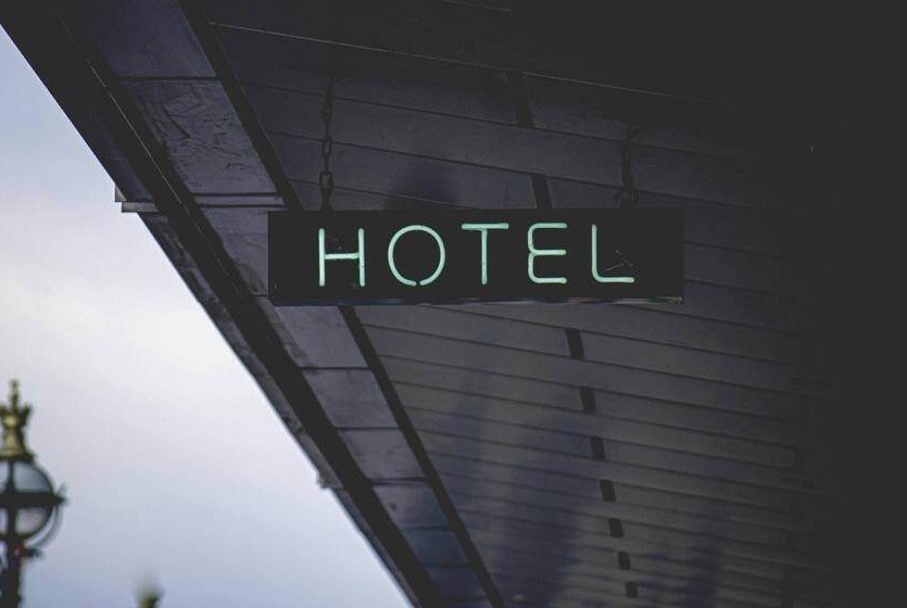 Guest Experience: 5 Strategies to Keep Guests Coming Back